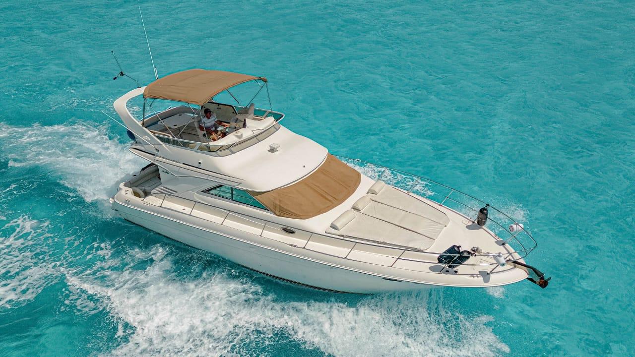 Sea Ray Flybrige 47 Ft | Placetravel